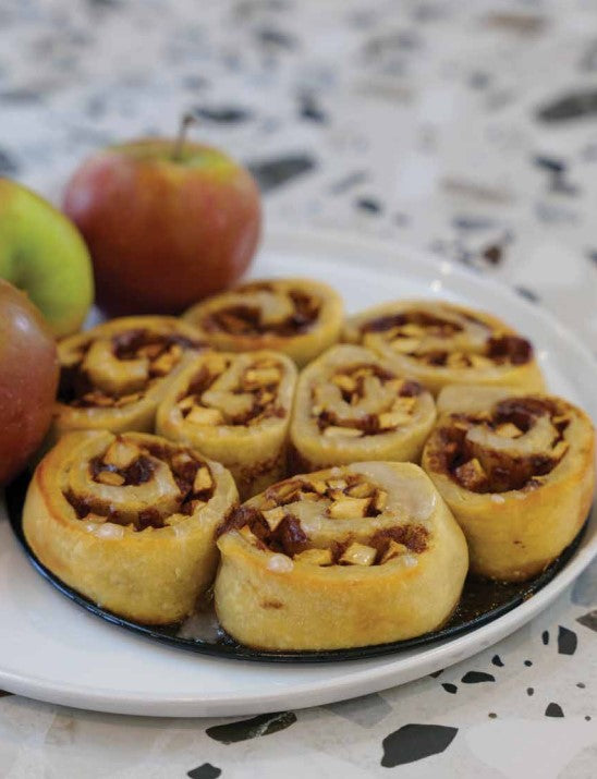 Apple and cinnamon scrolls – Tangleby Gardens